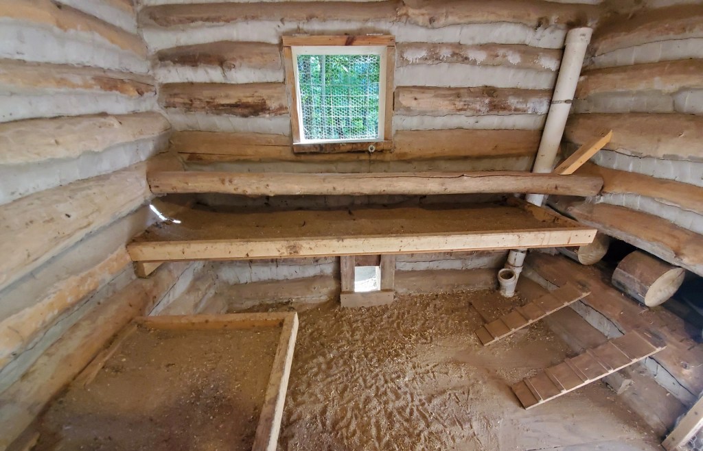 Log Cabin Chicken Coop – Bitchin' Chickens