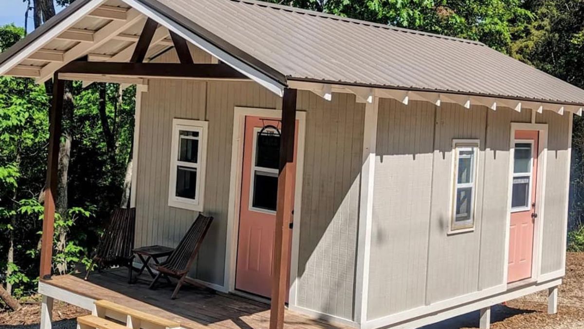 Deluxe Chicken Coops See Our Chicken Coop Interiors