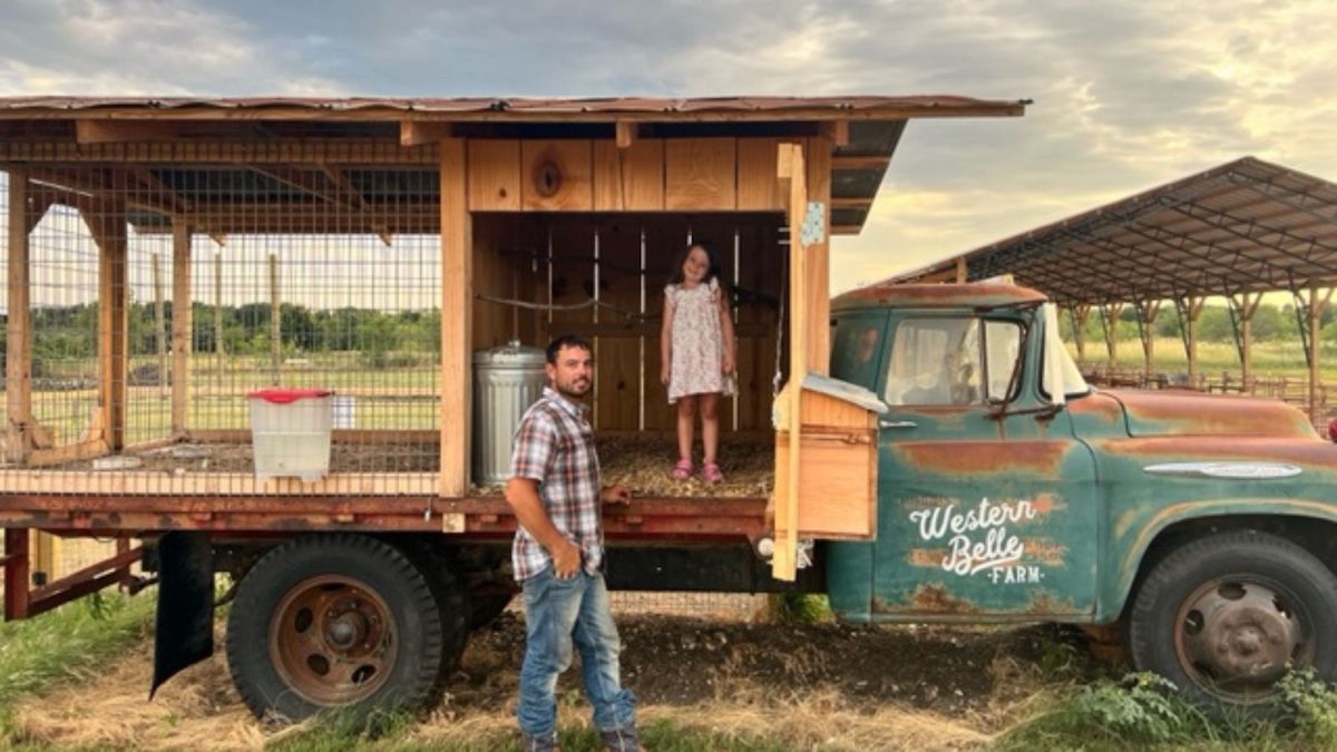 Western Belle Repurposed Truck Chicken Coop – Bitchin' Chickens