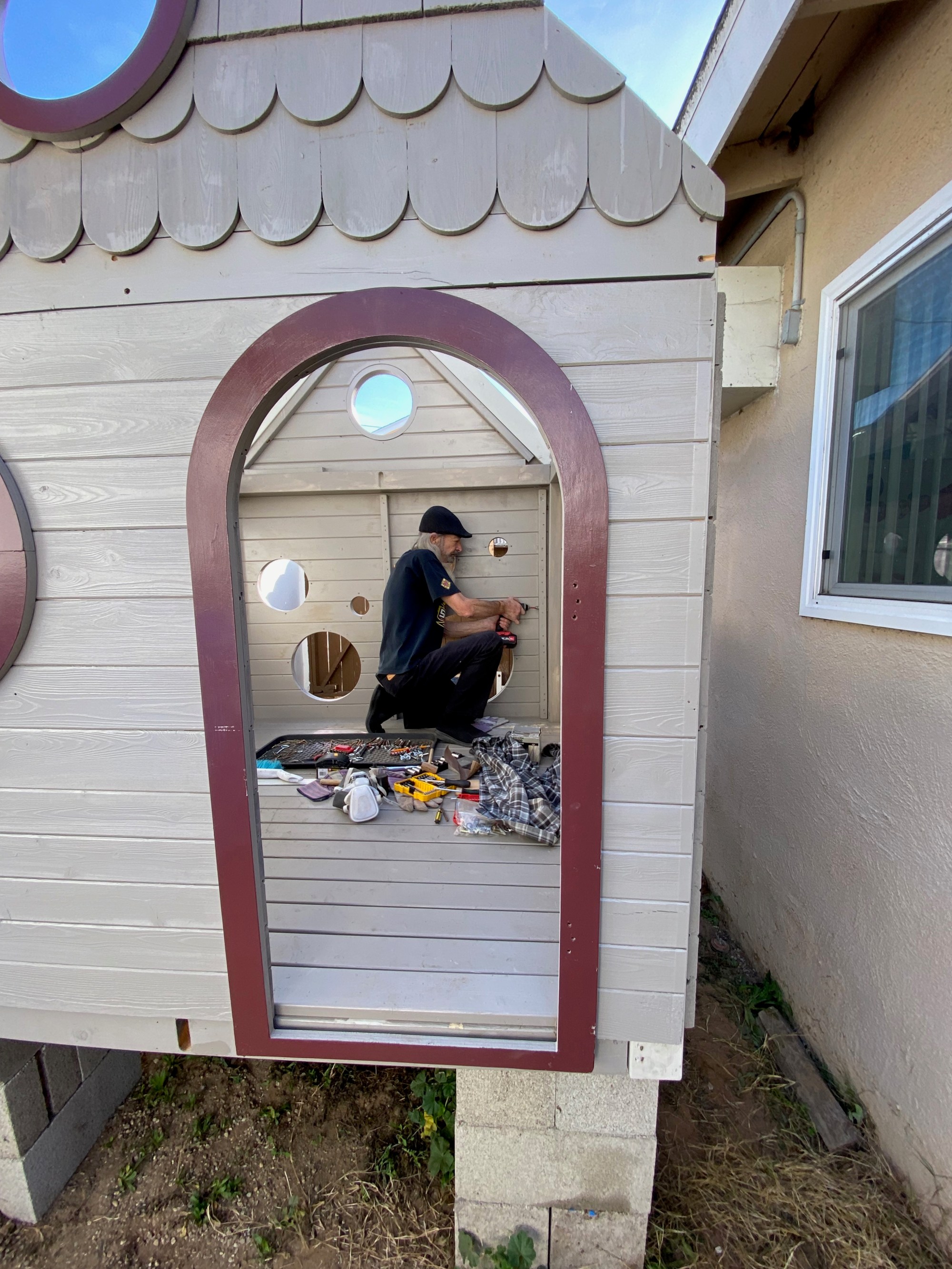 Playhouse Fortress Chicken Coop Conversion – Bitchin' Chickens
