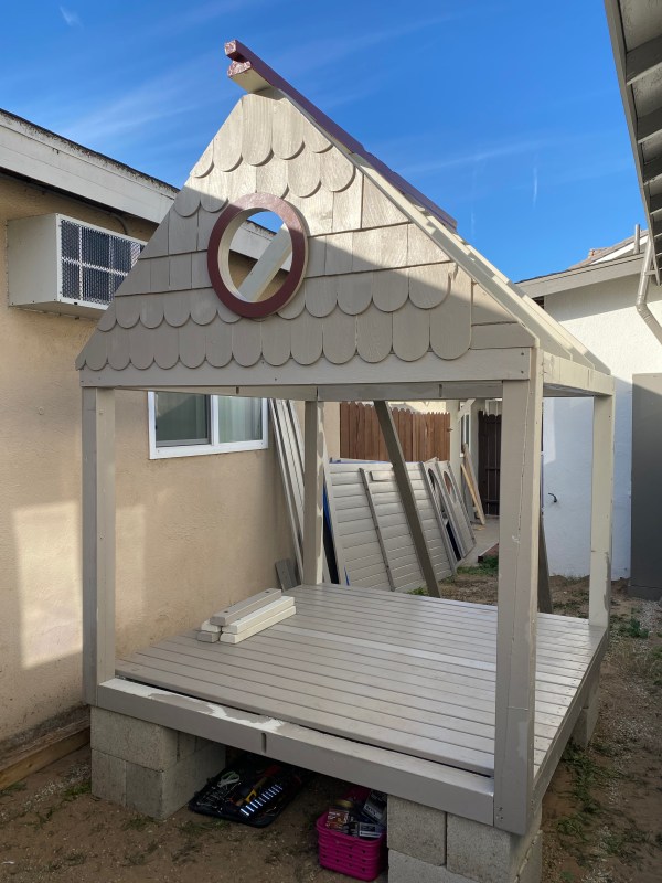 Playhouse Fortress Chicken Coop Conversion – Bitchin' Chickens