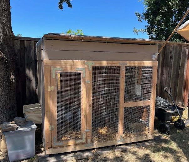 Upcycled Chicken Coop Builds – Bitchin' Chickens